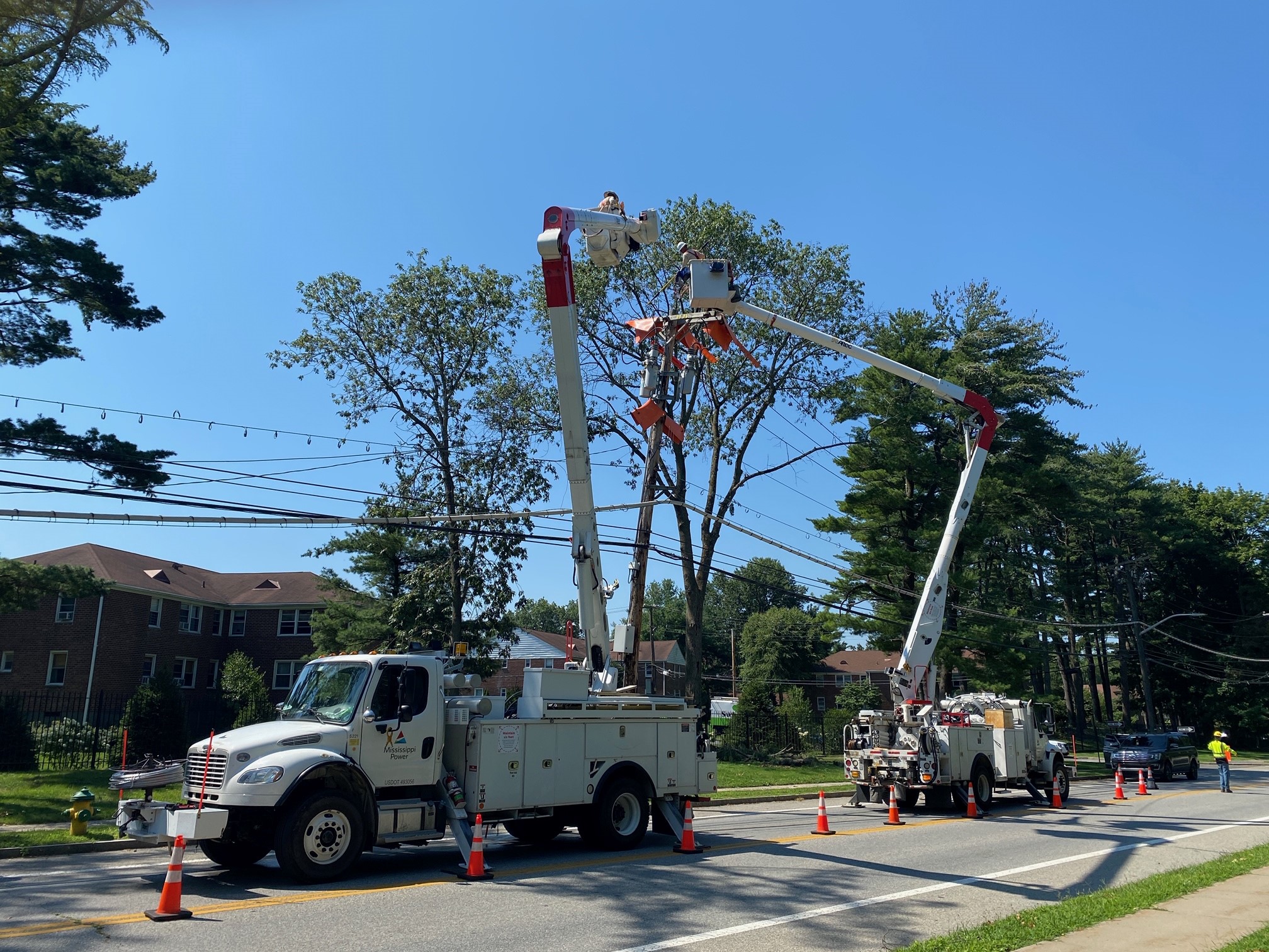 Storm team continues working near New York City